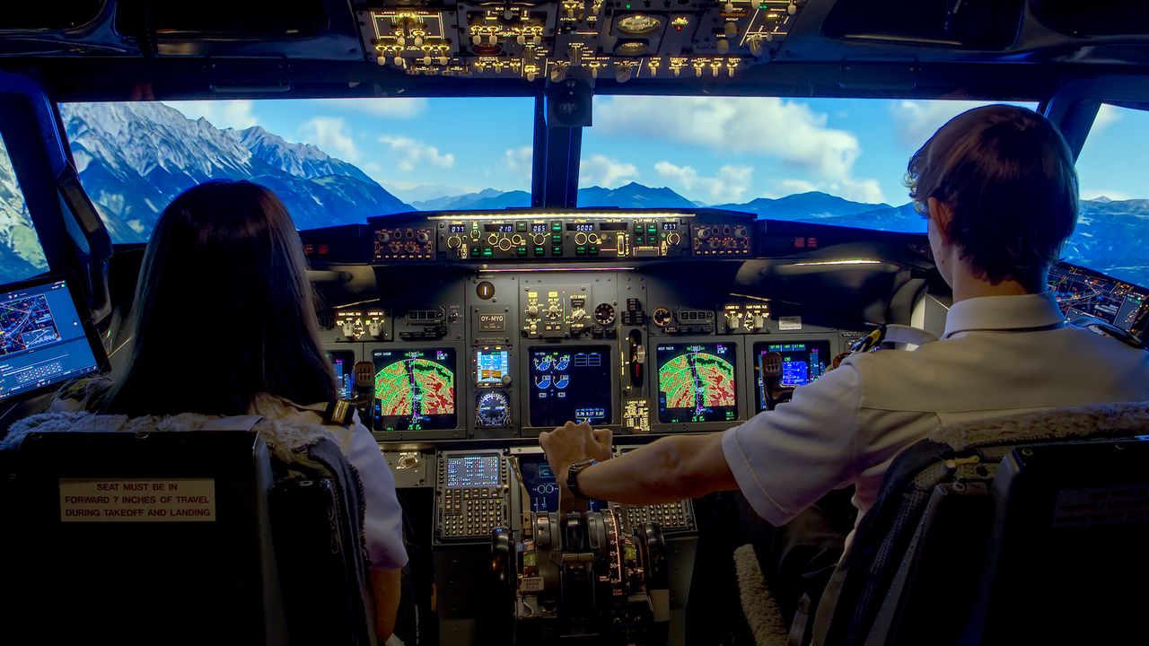 Center Air Pilot Academy Secures Simnest Simulator | Halldale Group